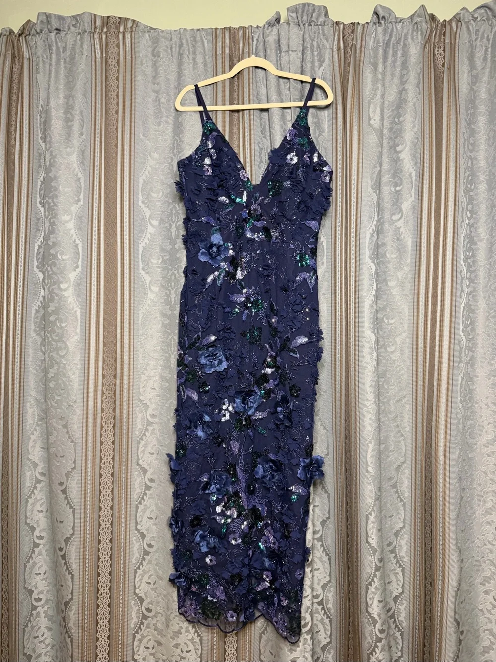 Helsi | Dresses | Helsi Nora Deep Vneck Sequin Applique Midi Dress In ...